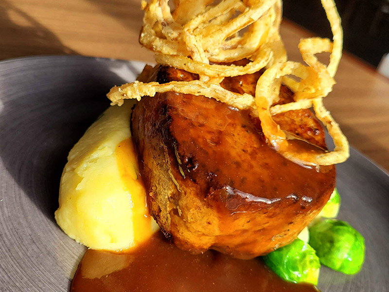 ORC Restaurant | Ontario Racquet Club